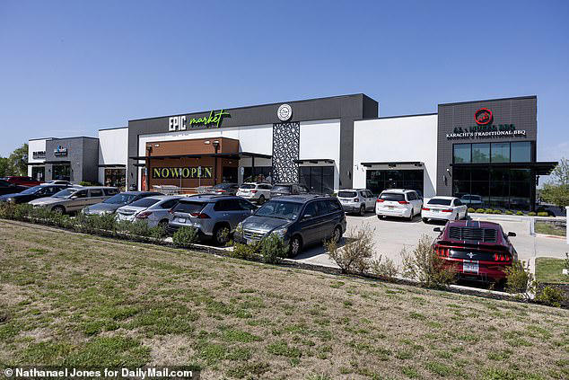 Texas mosque planning Islamic city already has sprawling neighborhood