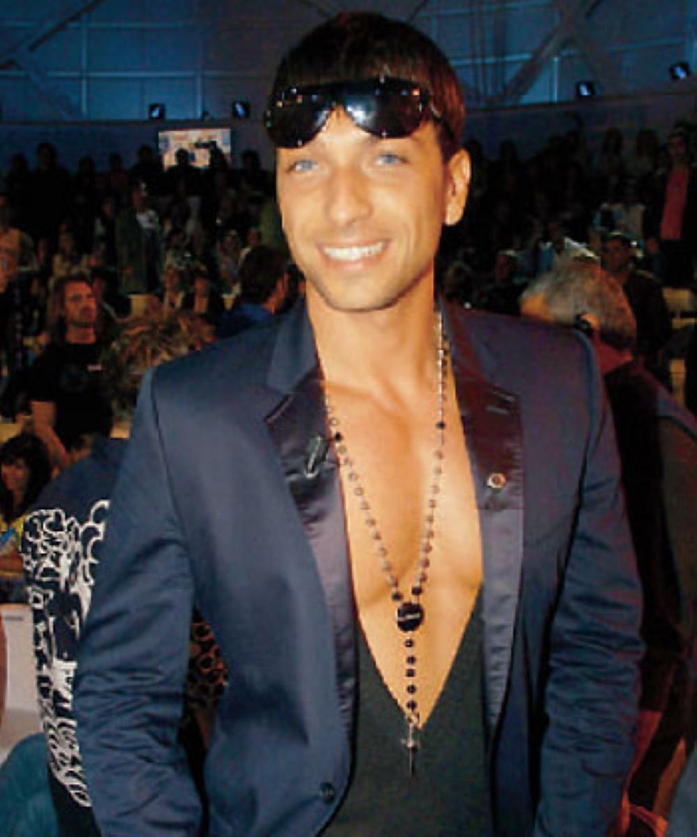 Costantino Vitagliano presenta la sua nuova fidanzata a Verissimo, chi è l'ex tronista? Età ...