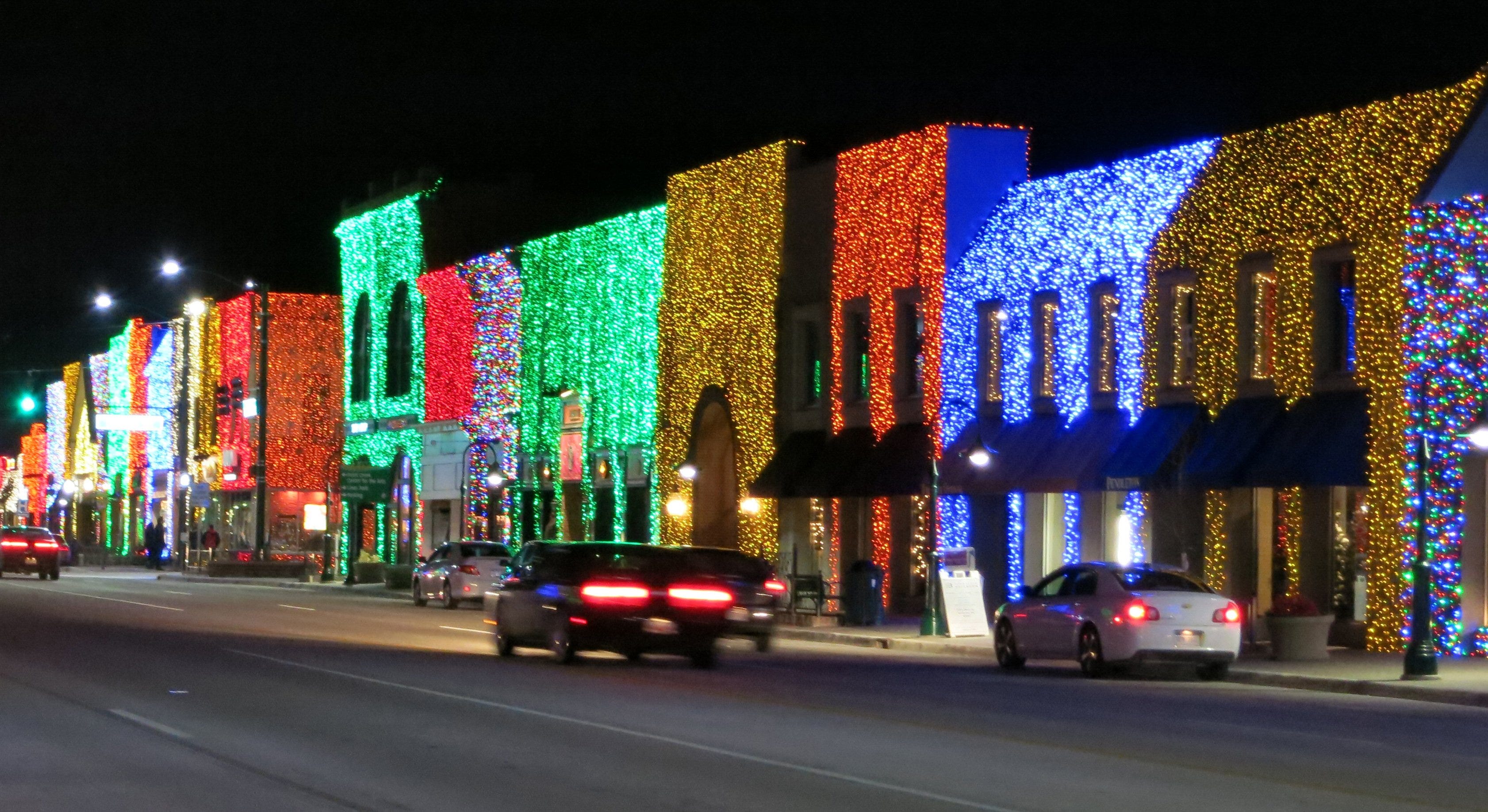 Holiday lights are twinkling. Where to see great displays in 2025
