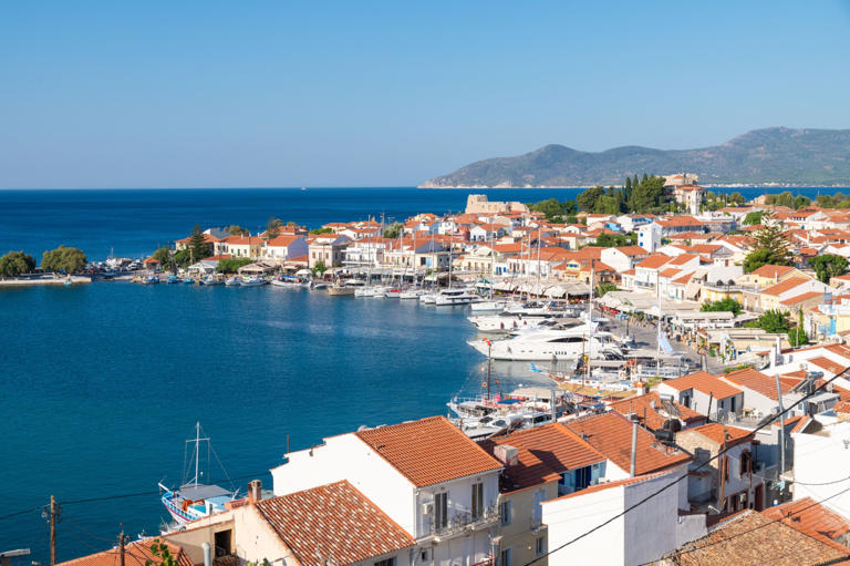 Greek island 'better than Corfu' gets flight routes
