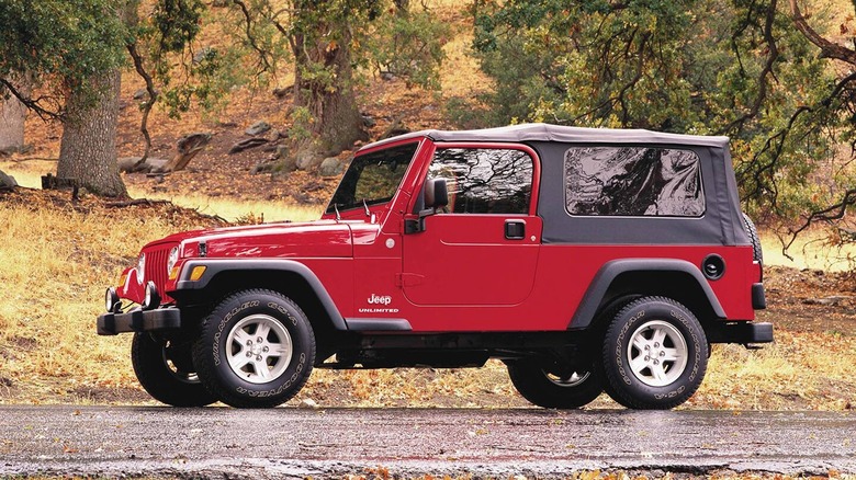 What Years Did Jeep Make The LJ & Which Model Replaced It?