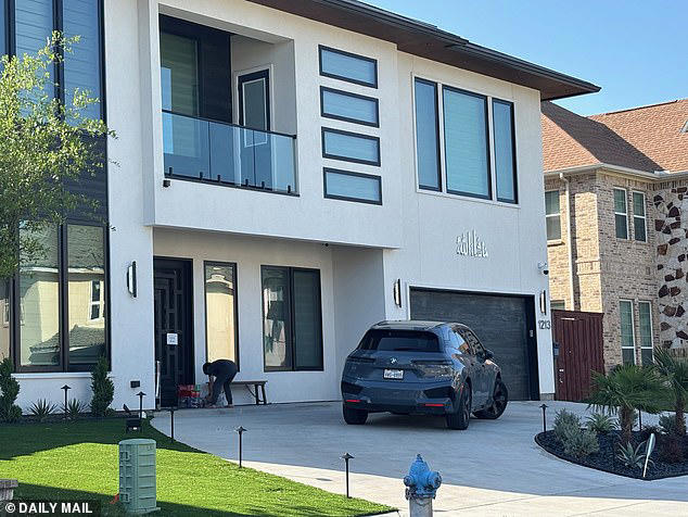 Texas mosque planning Islamic city already has sprawling neighborhood