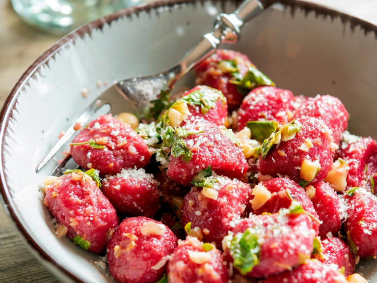 More Than Just Scrub: Three Recipes with Leaves and Flowers