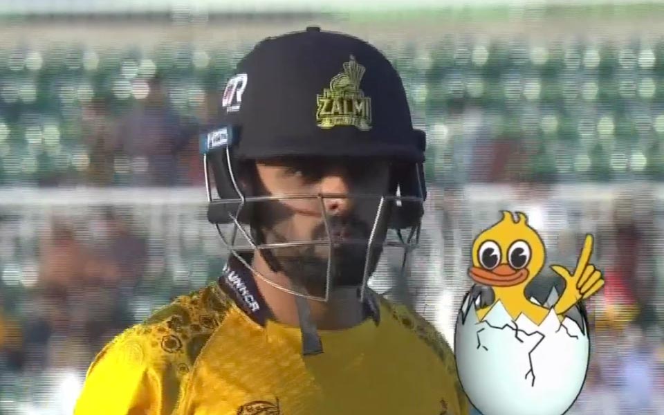 [WATCH] Babar Azam out for duck off Mohammad Amir's slower delivery