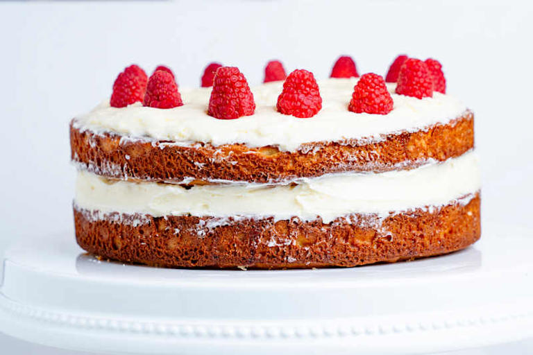 I Tried Meghan Markle's Honey Lemon Layer Cake with Raspberries