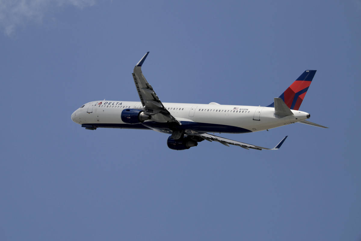 Multiple Delta Air Lines Flights Make Emergency Landings