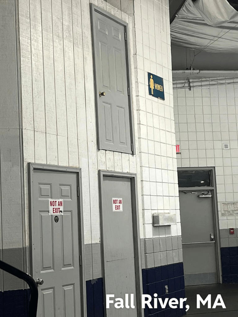 45 Funny Design Fails That Prove Some Architects Should've Chosen ...