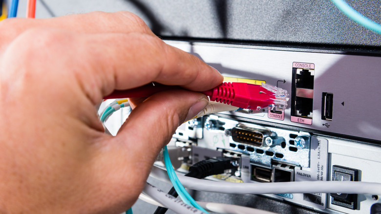 How To Safely Clean The Inside Of Your Computer