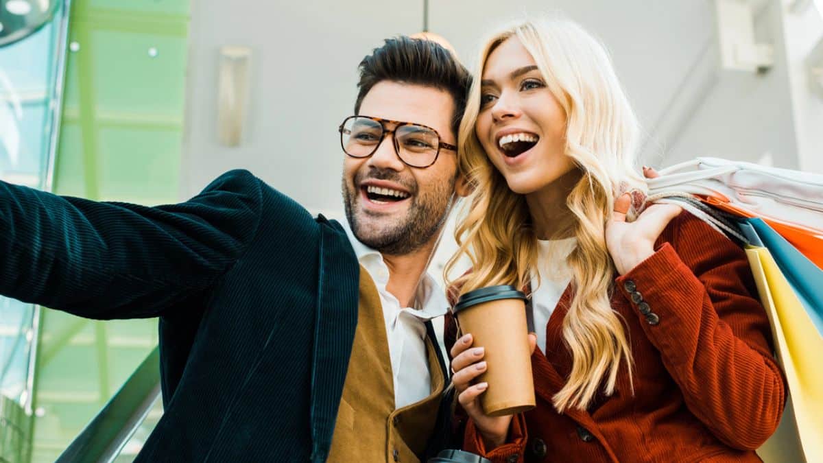 15 Spending Habits That Hold Middle-Class Earners Back