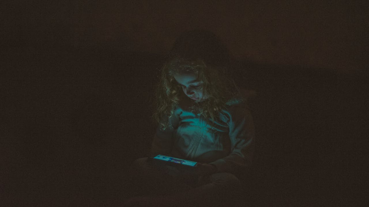 Book Review: Always On: An Interactive Parents’ Guide to the (Dis ...