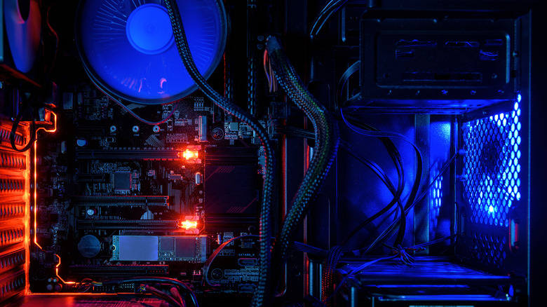 How To Safely Clean The Inside Of Your Computer