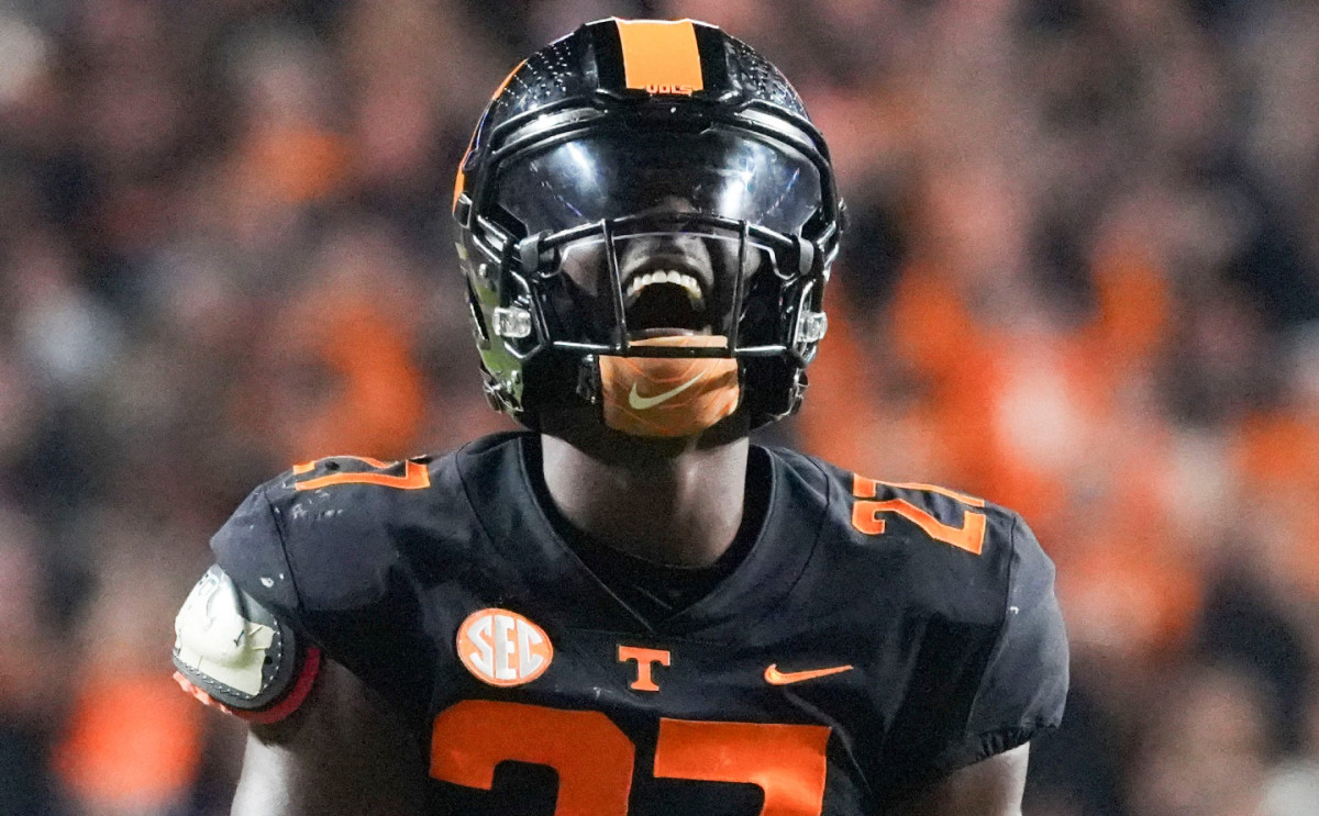 Chiefs 7-round 2025 NFL Mock Draft: Brett Veach makes two prudent ...