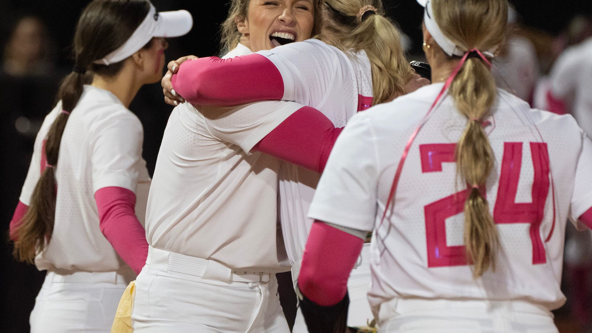 Softball Game Thread: Oregon at Minnesota