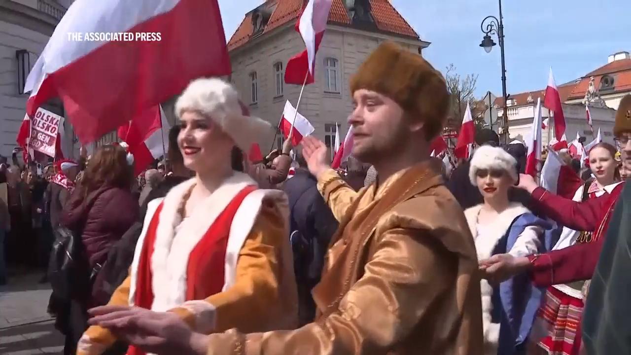 Poles celebrate coronation of 1st king at march supporting conservative ...