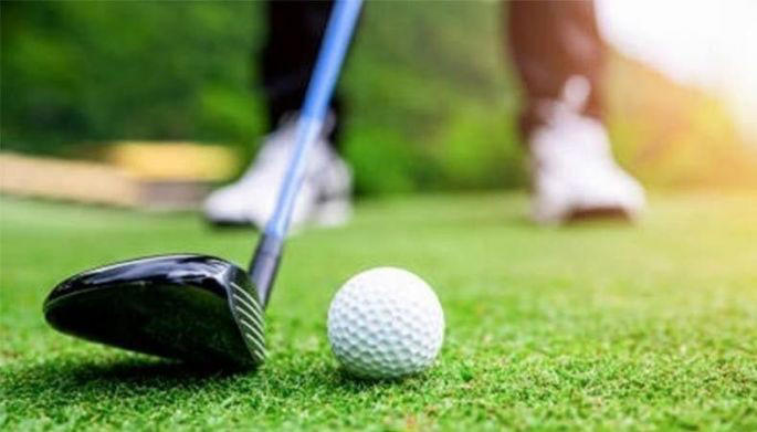 Ballester answers call of nature on course