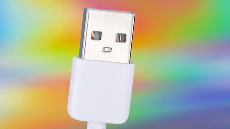 10 Weird USB Gadgets You'll Probably Want To Own