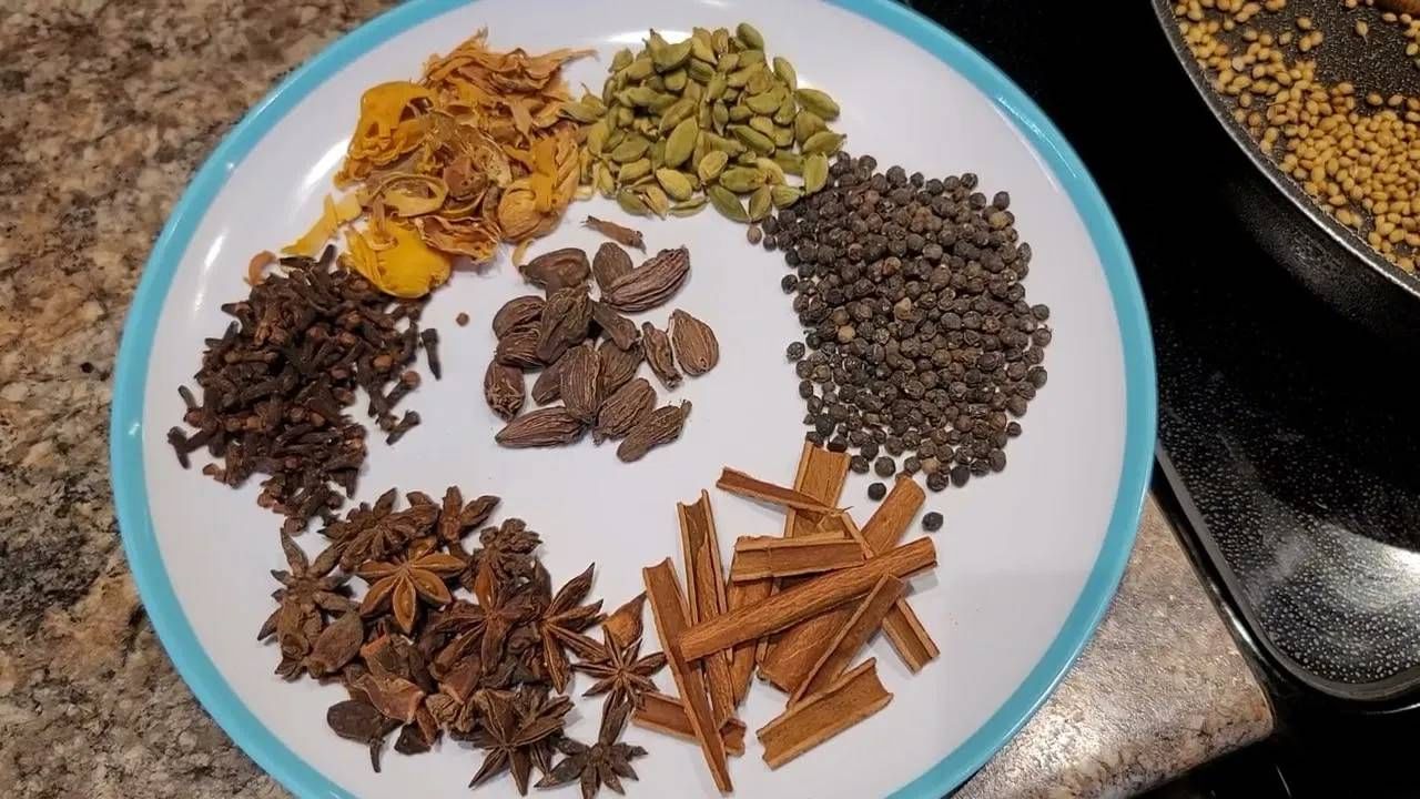 clove and rock sugar benefits: निद्राशयाच्या समस्या दूर करण्यासाठी ...
