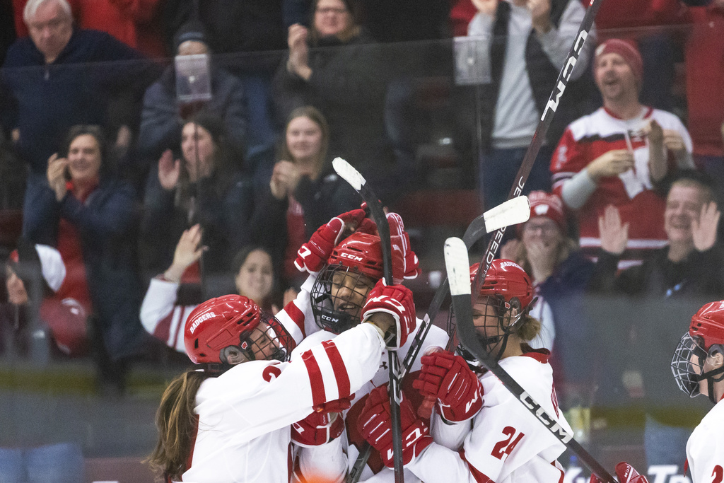 Wisconsin's Laila Edwards is quickly establishing herself as future ...