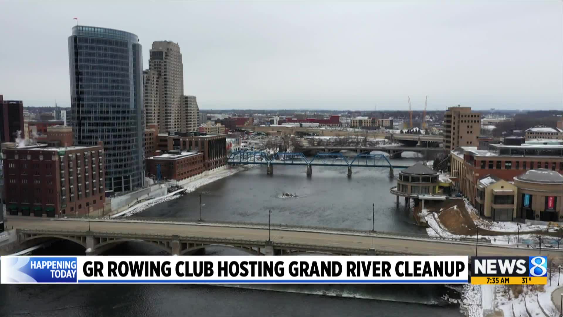 Grand Rapids Rowing Club, volunteers clean up Grand River