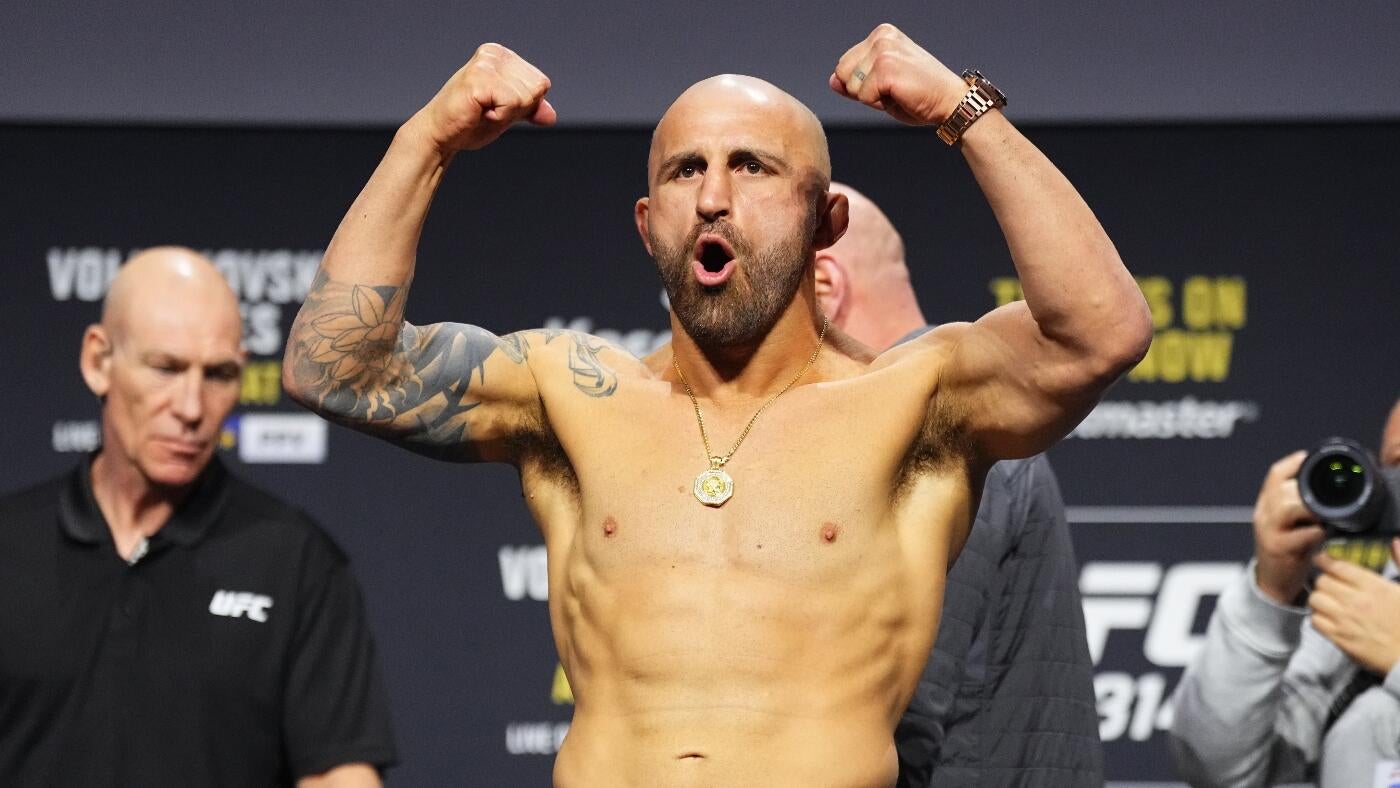 UFC 314 odds, predictions, time, Miami fight card: Volkanovski vs ...