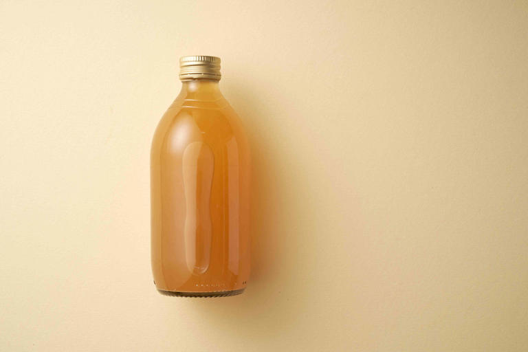 6 things you should be cleaning with apple cider vinegar