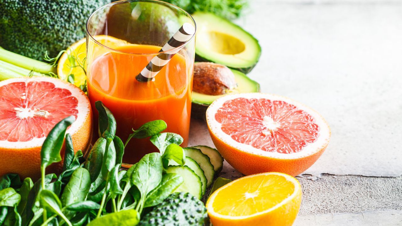 15 Must-Have Natural Detox Foods to Cleanse Your Body