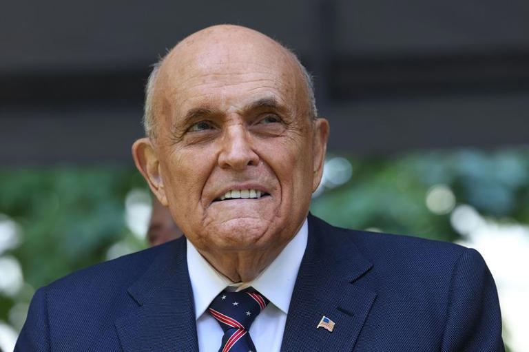 Embattled Rudy Giuliani makes dramatic U-turn on Trump over what he ... Embattled Rudy Giuliani makes dramatic U-turn on Trump over what he ...