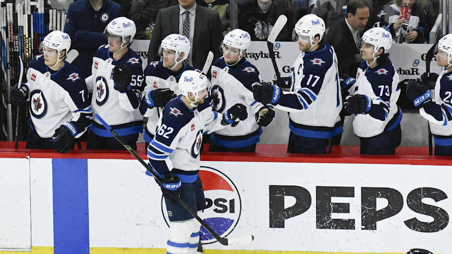 Jets Clinch Central Division Title