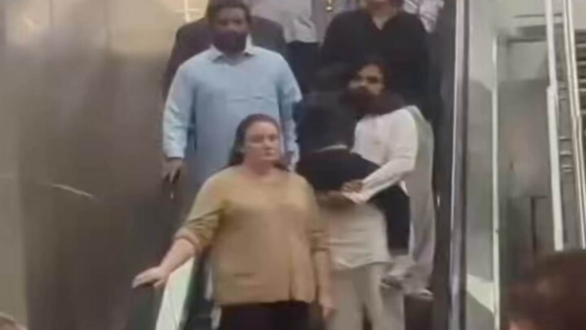 Mark Shankar: కుమారుడు మార్క్ శంకర్‌తో ఇండియాకు తిరిగొచ్చిన పవన్ ...