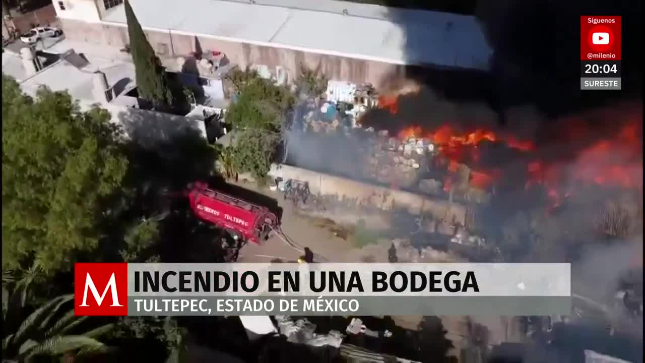 Fuerte incendio en una bodega en Tultepec arrasa con un predio