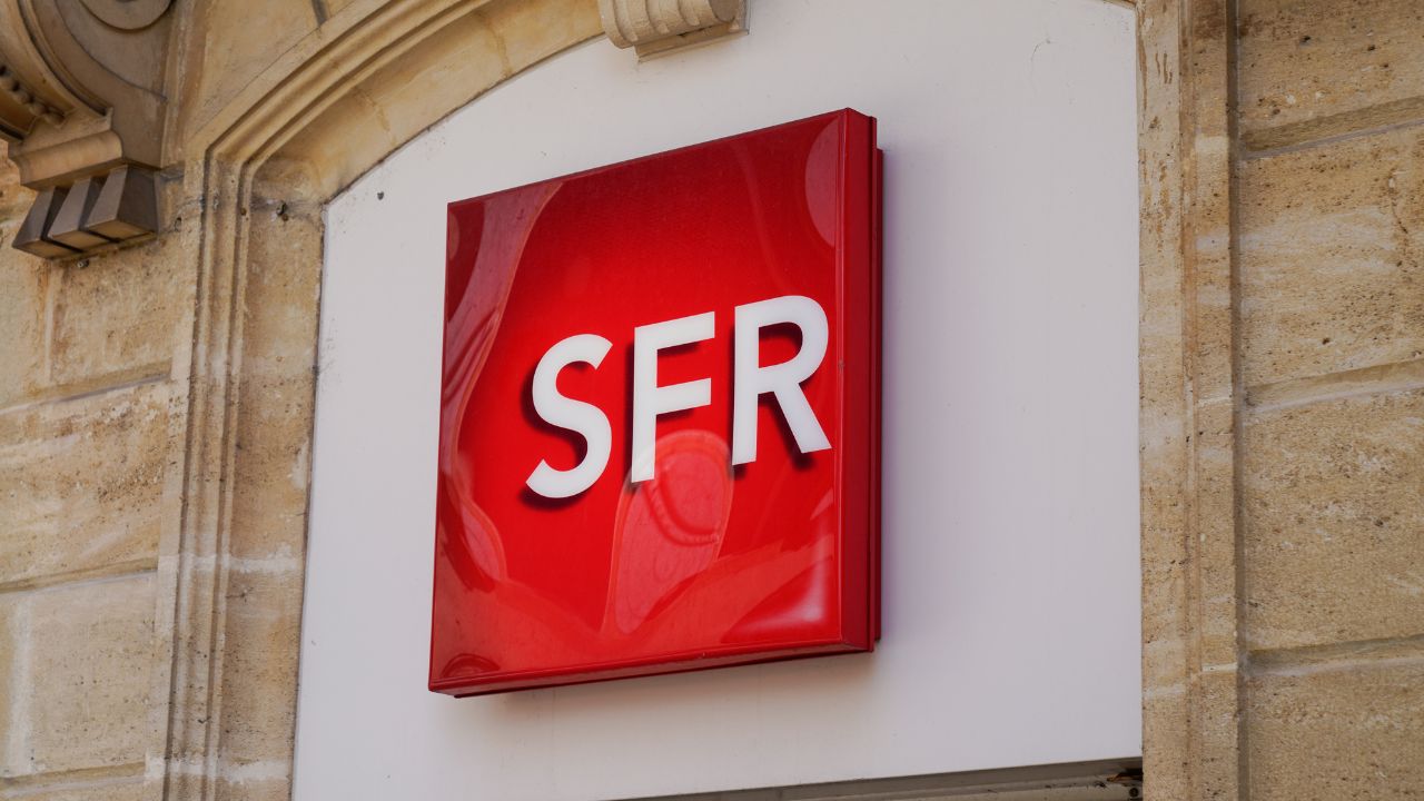 SFR : une panne massive touche le réseaux des clients de plusieurs ...