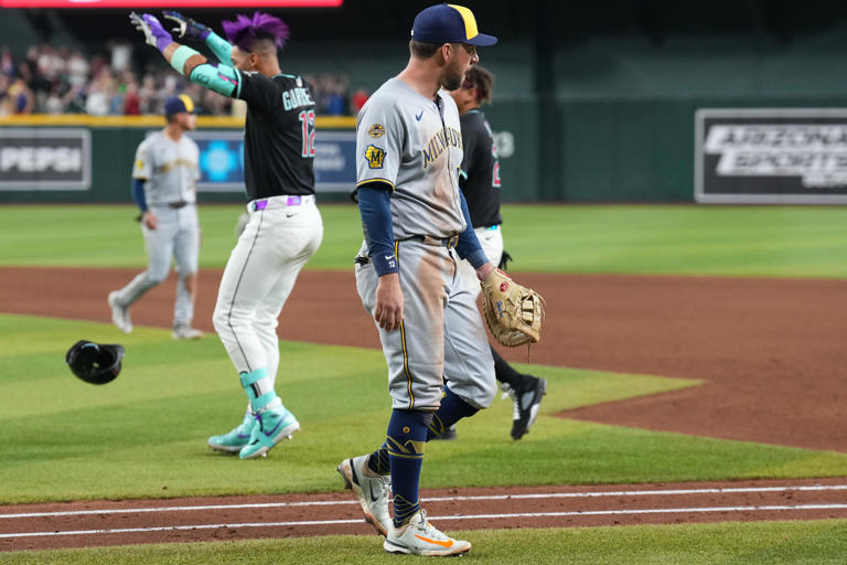 Joel Payamps, Trevor Megill implode in ninth inning, blowing four-run ...