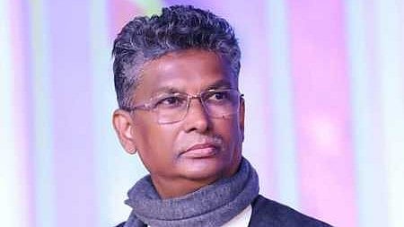 PWD Minister Satish Jarkiholi visits Delhi amidst news of cabinet reshuffle