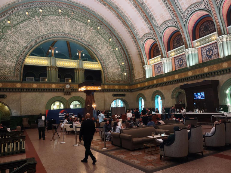 Revisiting the St. Louis scenes of ‘Escape From New York’ – What do ...