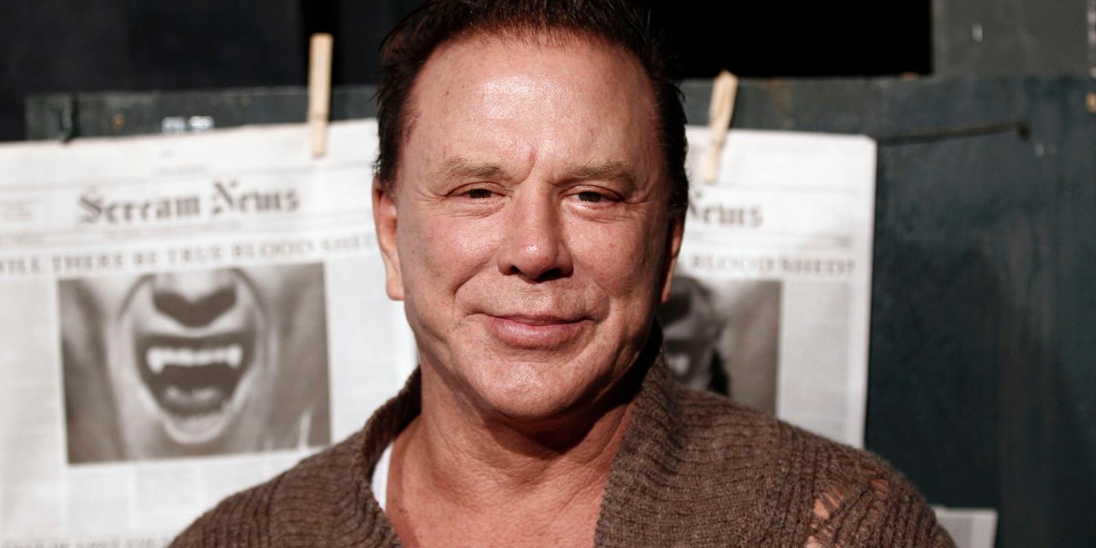 Mickey Rourke utslängd från brittiska Big Brother
