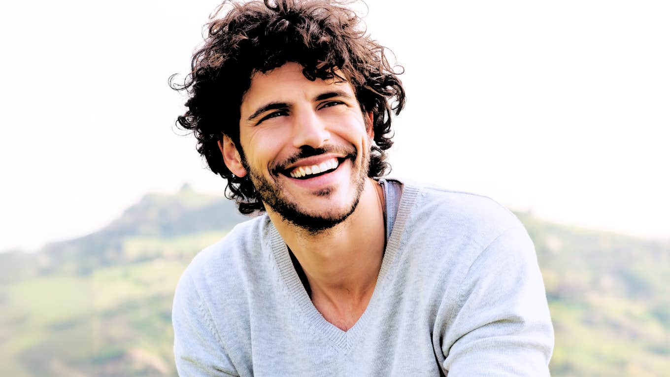 6 Green Flags That Mean A Man Is Built for Commitment, According To ...