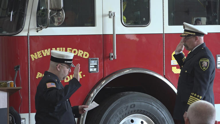 Blackhawk, New Milford Fire Protection District pins new fire chief