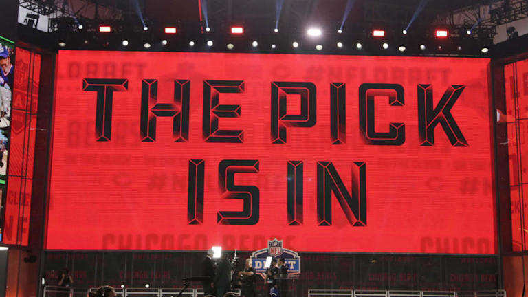 Chicago Bears make power move in first round for elite prospect in new ...