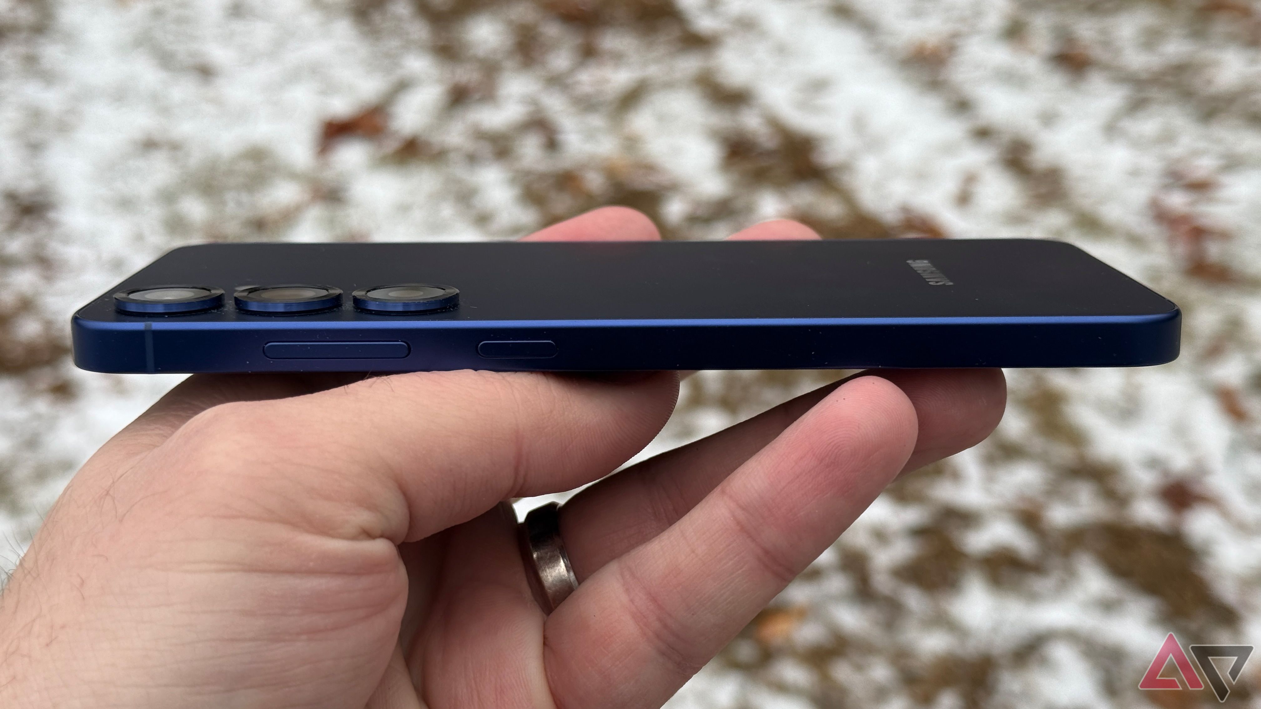 8 places where real buttons are better than touch controls