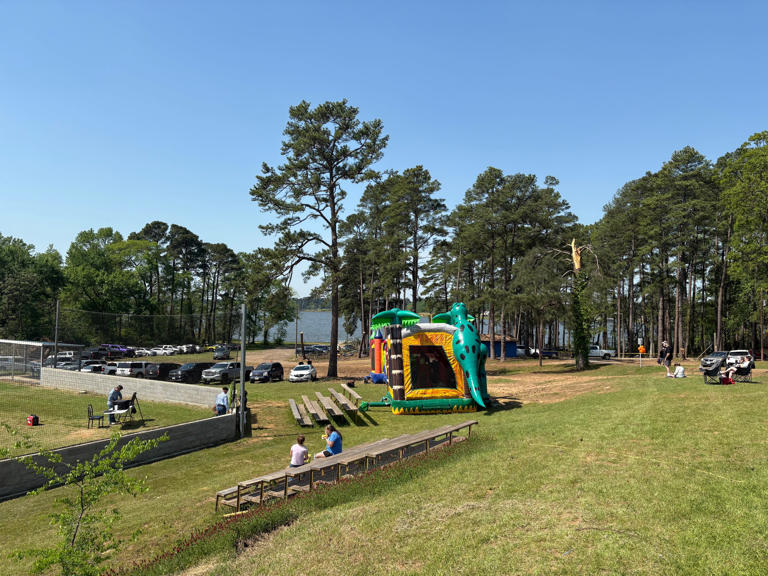 Lone Star community celebrates city’s 74th anniversary