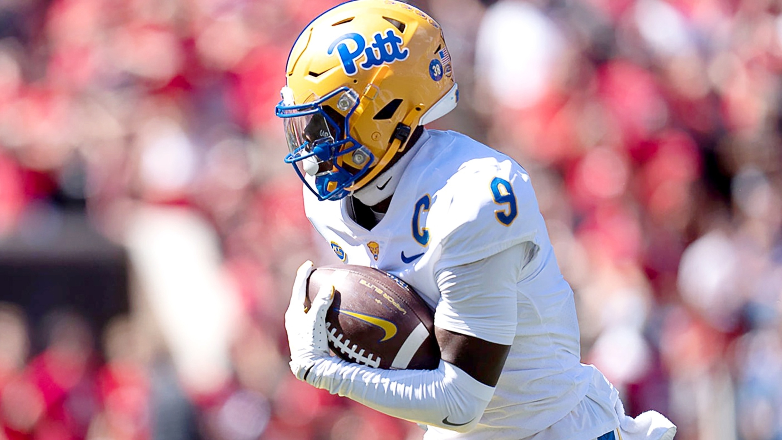 49ers conduct pre-draft meeting with Pitt WR Konata Mumpfield