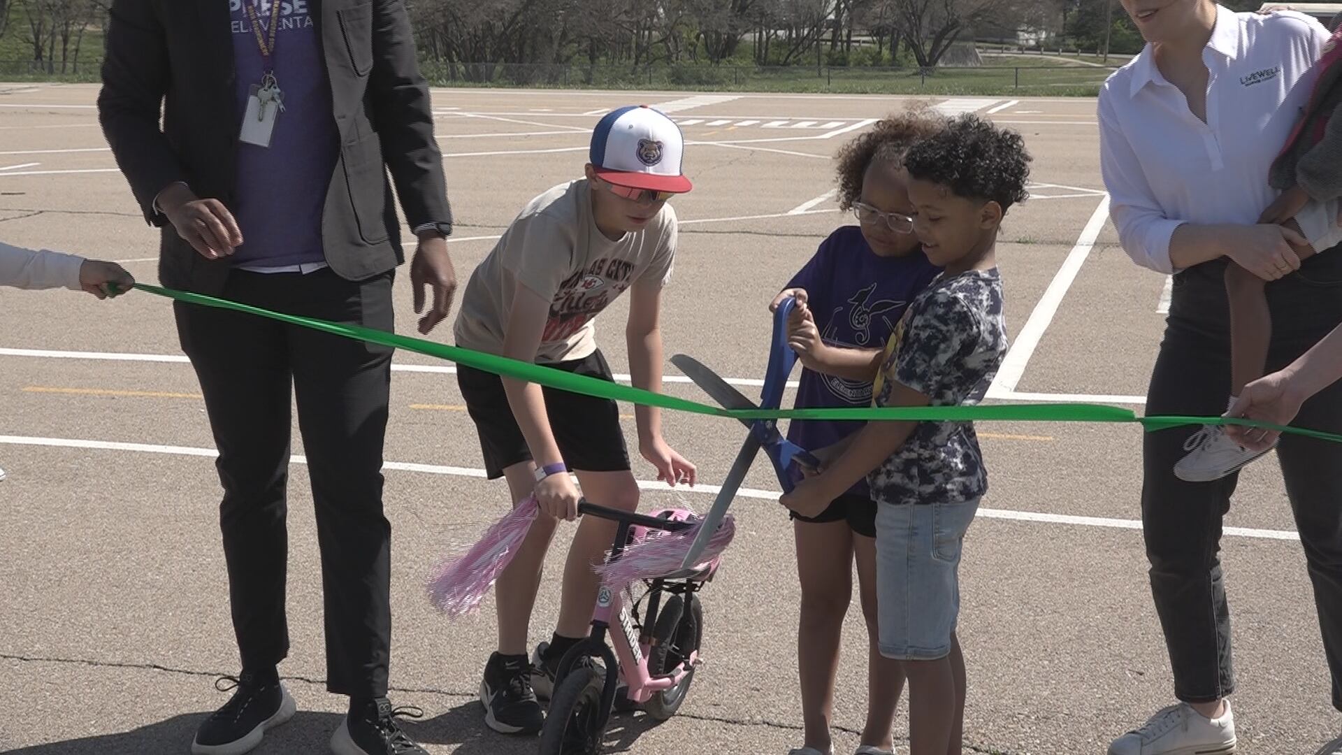 Ross Elementary unveils ‘Traffic Garden’ to promote traffic and ...