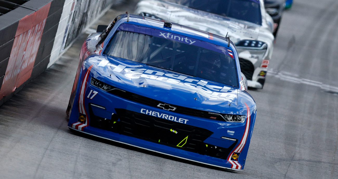 Kyle Larson scores dominant Xfinity Series win at Bristol