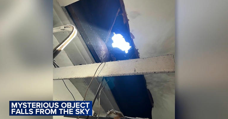 Mysterious Booming Object Falls From Sky, Caught on Security Cameras in ...