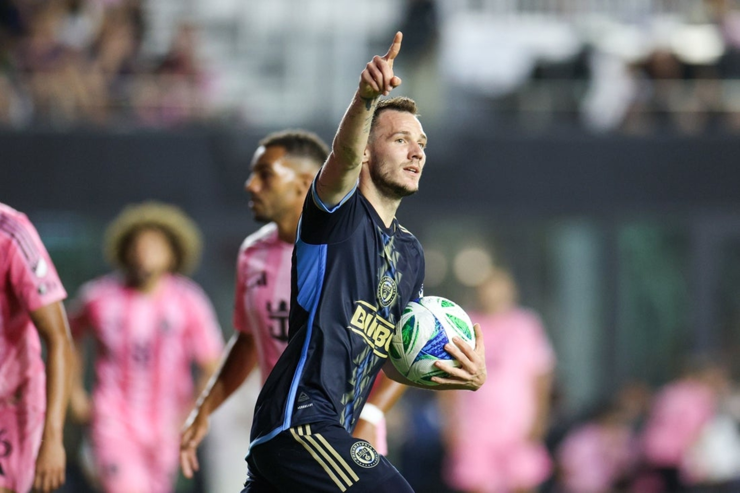 Daniel Gazdag joins unbeaten Columbus Crew for trip to St. Louis City