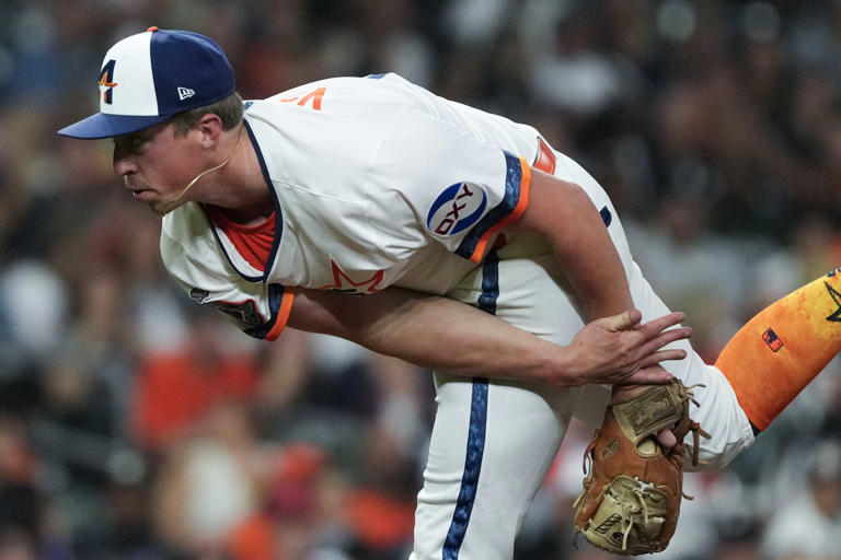 Astros pitcher Logan VanWey had waited years to make the majors ...
