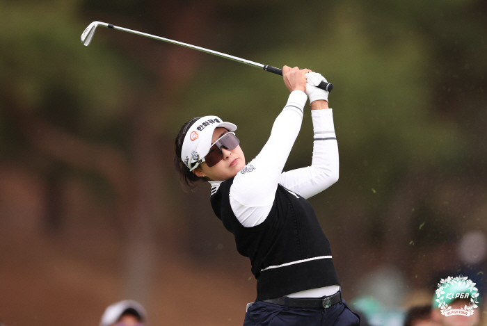 Bang Shin-sil defeated Park Joo-young. A thrilling reversal, Kim Min-ju ...