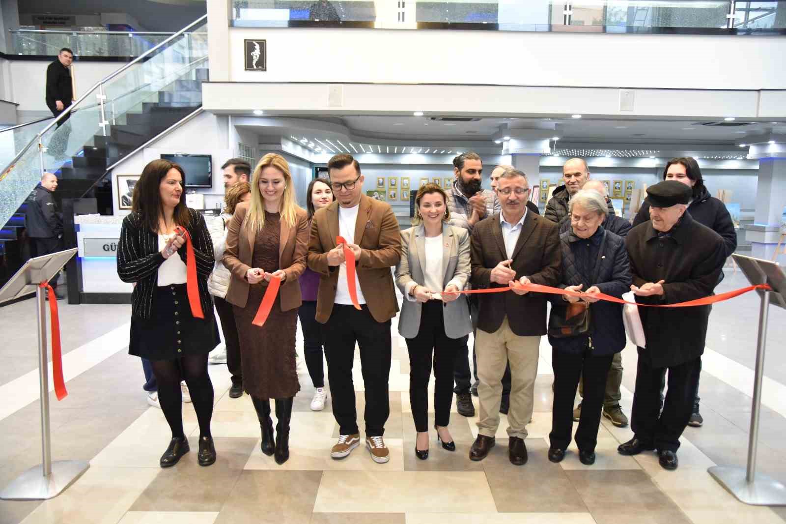 "Hayat ve Doğa" sergisi sanatseverlerle buluştu