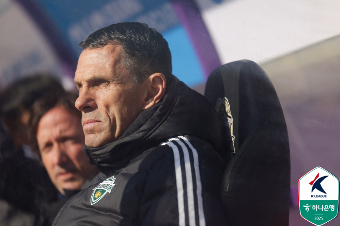 Foyet needs to maintain the same performance as he did against Daejeon ...