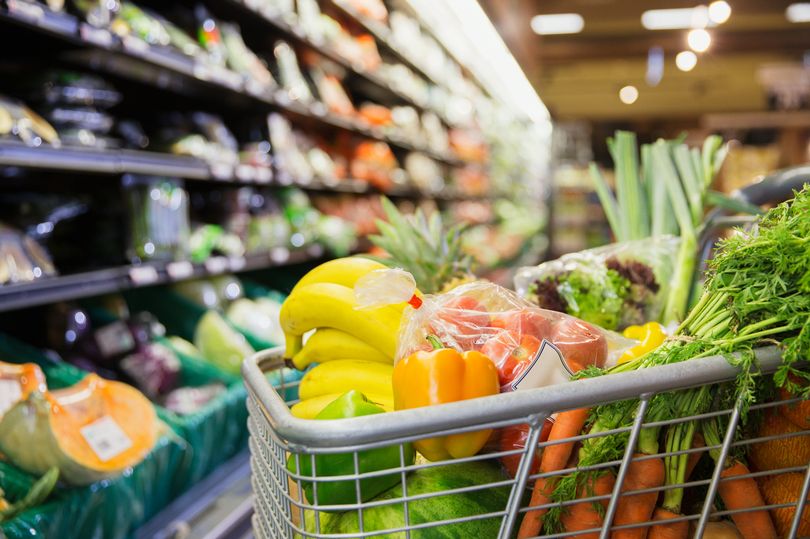 Christmas supermarket opening times for Tesco, Asda, M&S, Sainsbury's ...